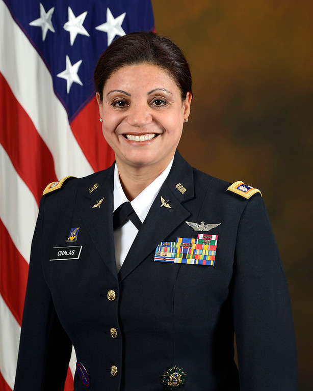 Nuevamente teniente coronel Marisol Chalas hace historia y asume ...