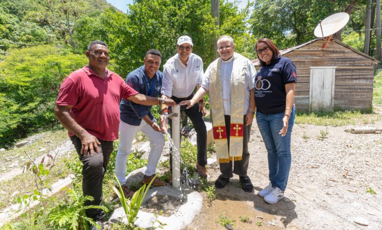 Fundación Popular y FUNDASEP inauguran acueducto en Boca de los Arroyos ...