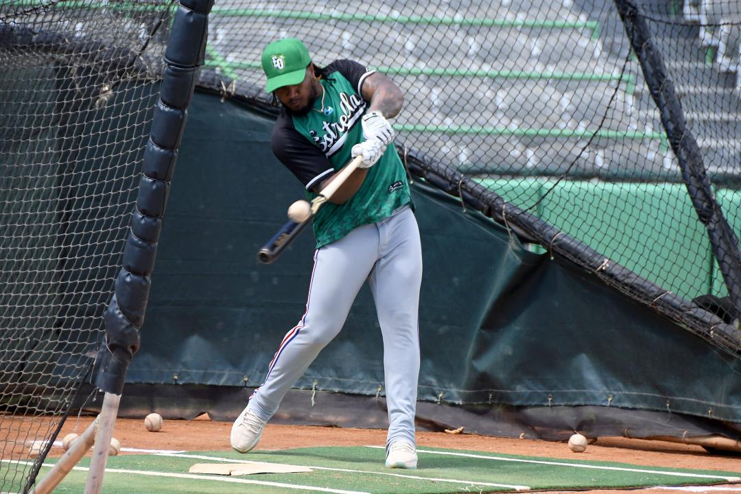 Estrellas reciben a Lewin Díaz, Eguy Rosario, Aaron Leasher y Río Gómez ...